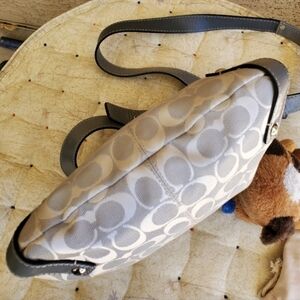 Coach | Bags | Coach Signature Penelope Hippie F4689 White Gray ...